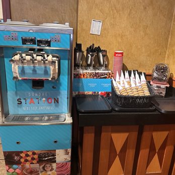 SIZZLER - Updated July 2025 - 681 Photos & 458 Reviews - 5025 Junipero ...