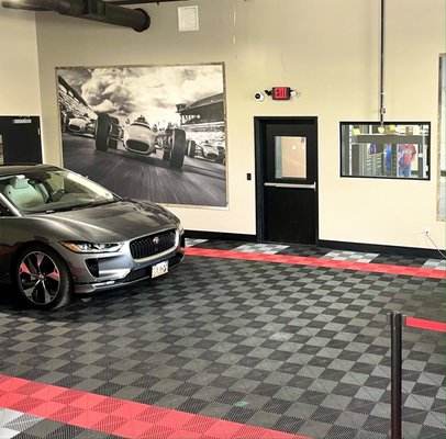 THROTTLE CAR CLUB - Updated October 2025 - 12 Photos - 10 Dynamic Dr ...