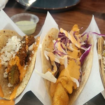TACO Y VINO - Updated June 2025 - 448 Photos & 333 Reviews - 213 W ...