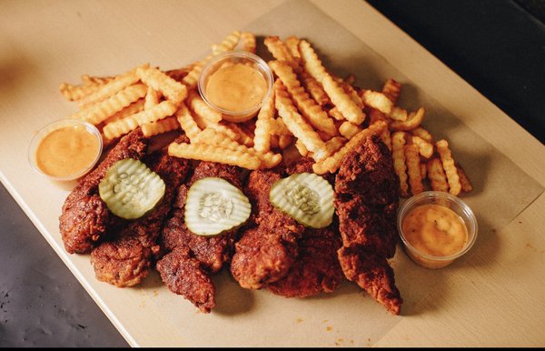 MAIN CHICK HOT CHICKEN - Updated October 2025 - 293 Photos & 325 ...