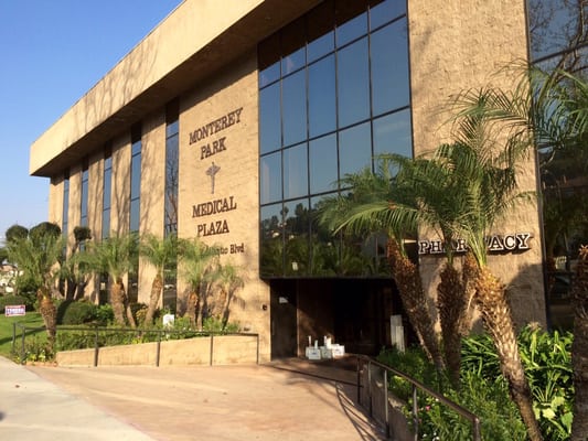 CALVIN T ENG, MD - Updated January 2026 - 24 Reviews - 850 S Atlantic ...