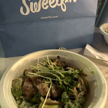 SWEETFIN POKE BEVERLY HILLS - Updated December 2025 - 36 Photos & 22 ...