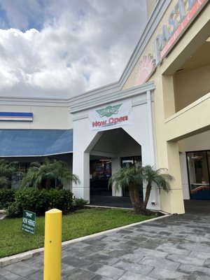WINGSTOP - Updated July 2025 - 14 Photos & 20 Reviews - 14802 N Kendall ...