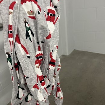 GOODWILL HAWAII - Updated January 2025 - 174 Photos & 150 Reviews ...