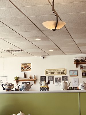 THE TEA KETTLE RESTAURANT - Updated July 2025 - 526 Photos & 480 ...