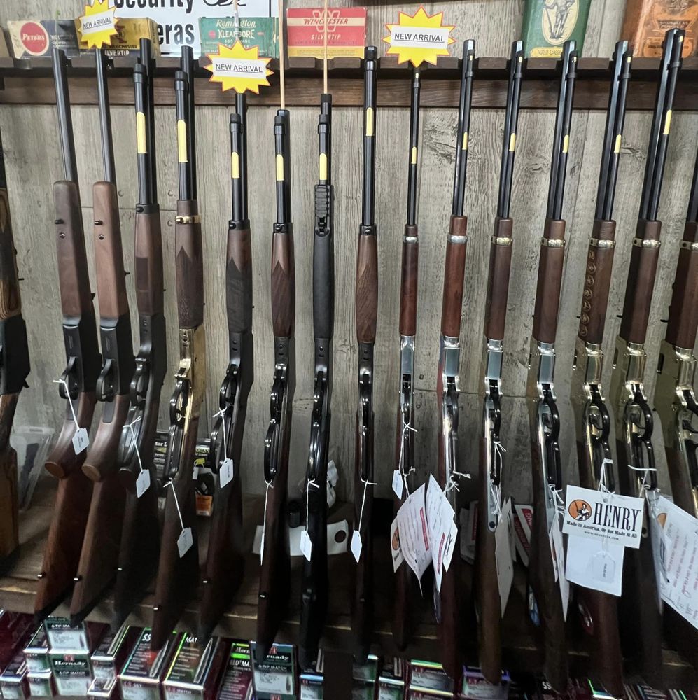 THE GUN SHOP - Updated January 2026 - 36 Photos - 564 Veterans Memorial ...