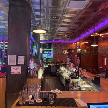 BOWLERO OXNARD - Updated August 2024 - 152 Photos & 176 Reviews - 601 ...