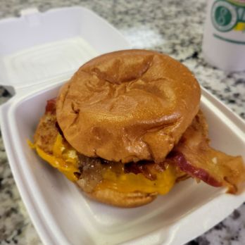 SNO-CAP DRIVE IN - Updated December 2025 - 105 Photos & 75 Reviews ...