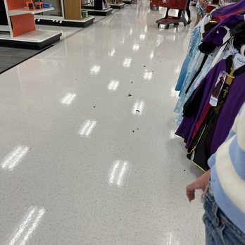TARGET - Updated August 2025 - 33 Photos & 52 Reviews - 1167 Washington ...