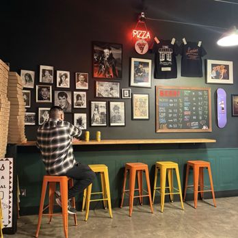 LOOSIES PIZZA - Updated September 2025 - 185 Photos & 220 Reviews - 300 ...