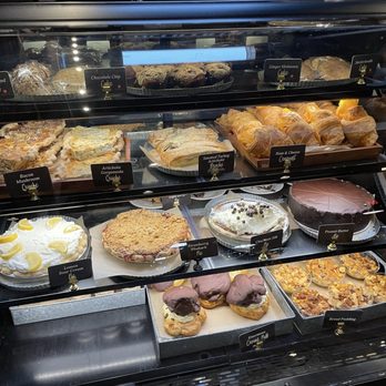 CALICO CUPBOARD CAFE AND BAKERY - MOUNT VERNON - Updated December 2025 ...