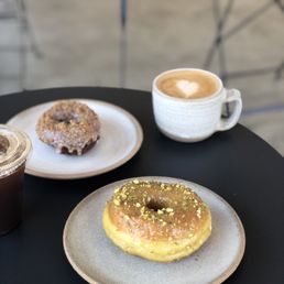 OLIBOLI DONUTS - Updated October 2025 - 3089 Photos & 1863 Reviews ...