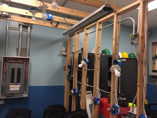 LINCOLN TECHNICAL INSTITUTE - UNION CAMPUS - Updated January 2026 - 20 ...