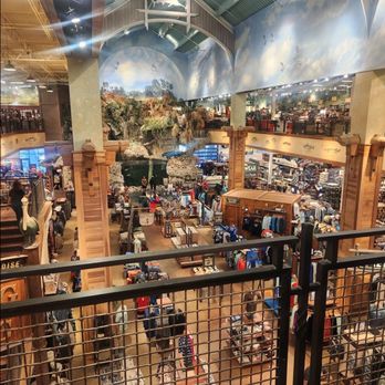 BASS PRO SHOP - Updated September 2025 - 256 Photos & 48 Reviews - 1880 ...