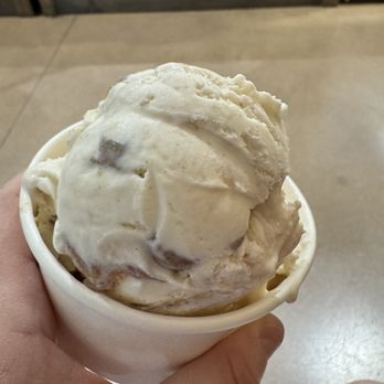 JACKIE INN - Updated January 2026 - 16 Photos & 24 Reviews - 509 ...