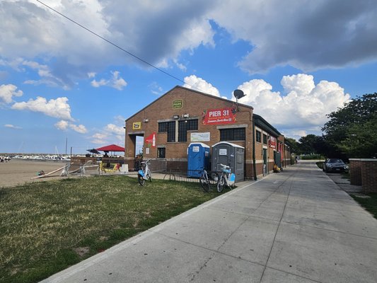 PIER 31 - Updated June 2026 - 65 Photos & 37 Reviews - 3101 S Lakeshore ...