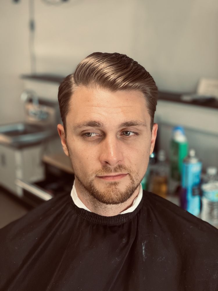 BLAKE AND COMPANY - BARBERSHOP - Updated September 2024 - 15 Photos ...