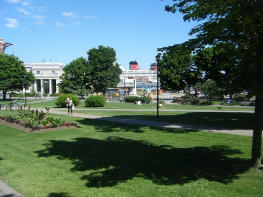 CORNWALLIS PARK - Updated May 2026 - 12 Photos - 1181 Hollis St ...