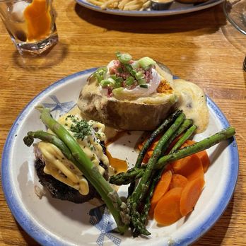 THE WINDMILL - Updated December 2025 - 79 Photos & 178 Reviews - 1501 N ...