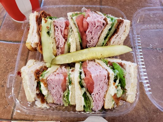 ROYAL BAGEL BAKERY - Updated January 2026 - 57 Photos & 175 Reviews ...