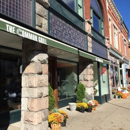 COMMON GRILL - Updated October 2025 - 235 Photos & 383 Reviews - 112 S ...