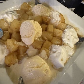 FLOWING TIDE PUB 10 - Updated October 2025 - 99 Photos & 77 Reviews ...