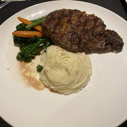 FUGAZZIS - Updated January 2026 - 162 Photos & 268 Reviews - 601 W 7th ...