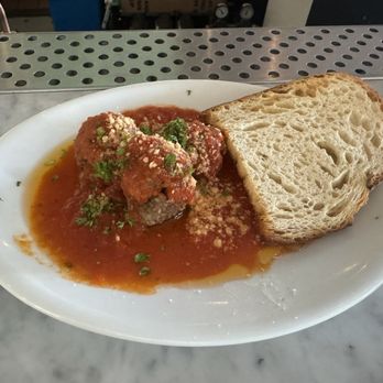 ROMAN WOLVES - Updated July 2024 - 300 Photos & 222 Reviews - 1980 ...