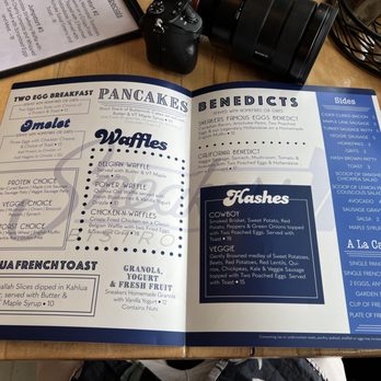 SNEAKERS BISTRO - Updated August 2025 - 313 Photos & 495 Reviews - 28 ...