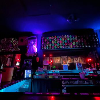 THE CRYPT - Updated October 2025 - 101 Photos & 51 Reviews - 1618 E ...