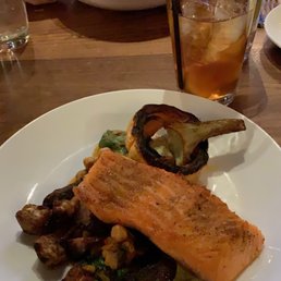 THE MERCHANT - Updated November 2025 - 366 Photos & 438 Reviews - 60 ...