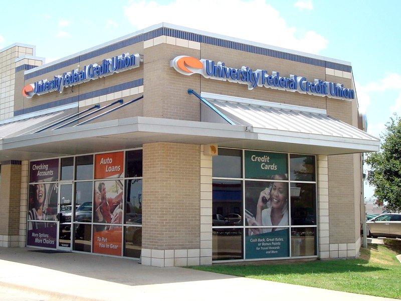 UFCU - Updated May 2024 - 26 Reviews - 5033 W US Highway 290 Service Rd ...