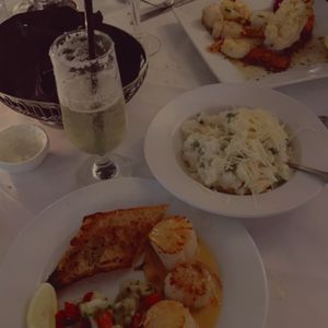 T-MICHAELS - 188 Photos & 250 Reviews - 4050 Gulf Shore Blvd N, Naples ...