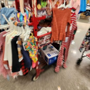 TARGET - Updated December 2024 - 309 Photos & 333 Reviews - 101 S ...