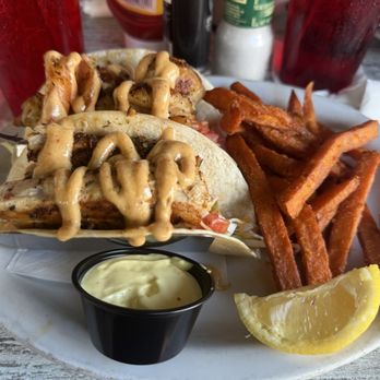 PILOT HOUSE RESTAURANT & MARINA - Updated January 2026 - 621 Photos ...