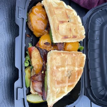 CHOMP - Updated August 2025 - 297 Photos & 346 Reviews - 200 S Main St ...