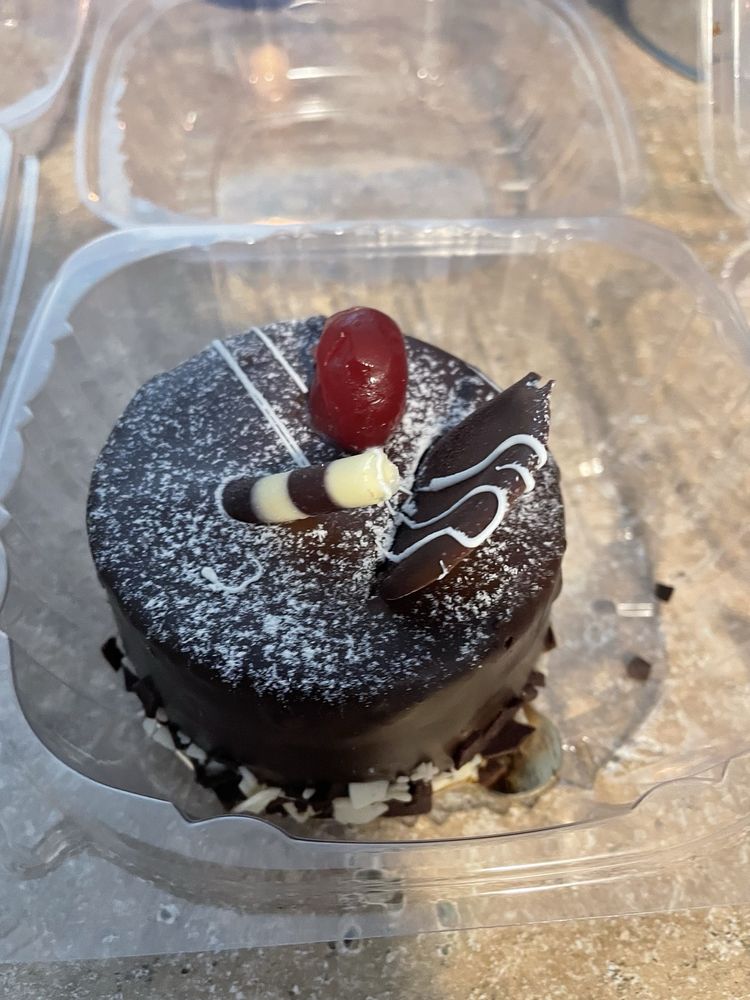 SWEET MELTS - Updated October 2025 - 23 Photos & 10 Reviews - 134 E ...