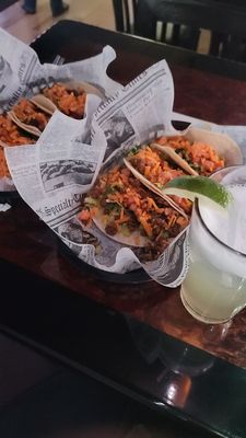 HEADLINER BAR & GRILL - Updated September 2025 - 18 Photos & 28 Reviews ...