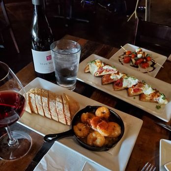 TWISTED VINE - Updated July 2024 - 1159 Photos & 1306 Reviews - 127 W ...