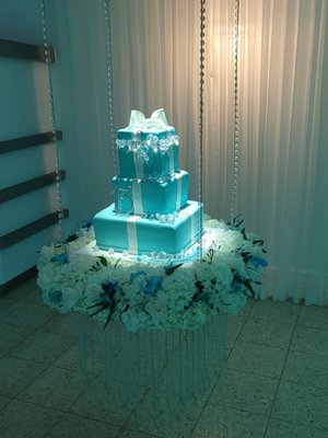 LUCILA CAKES BIRD STORE THE ORIGINAL - Updated April 2025 - 233 Photos ...