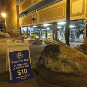 PREFLIGHT AIRPORT PARKING - 21 Photos & 282 Reviews - 111 Eastern Ave ...