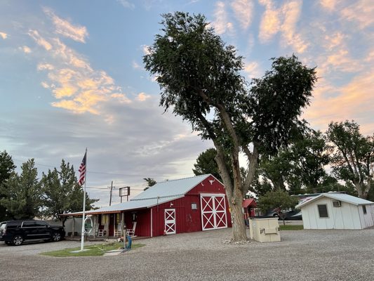 RED BARN RV PARK - Updated June 2025 - 98 Photos & 42 Reviews - 2806 E ...