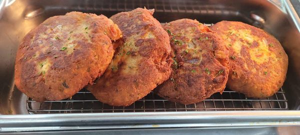 SHREE’S CRAB BUCKET - Updated January 2025 - 49 Photos & 25 Reviews ...