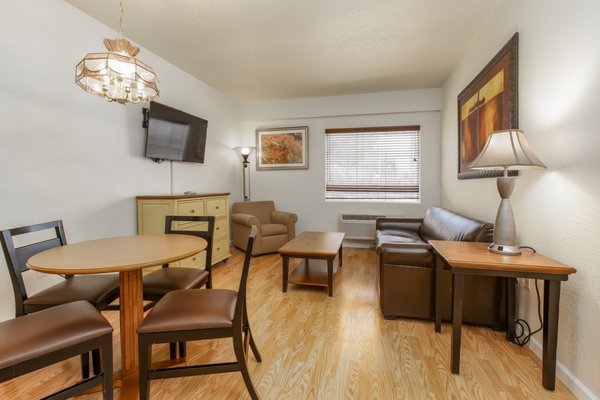 OAK RIDGE AT BRANSON - Updated December 2025 - 12 Photos - 245 Jess-Jo ...