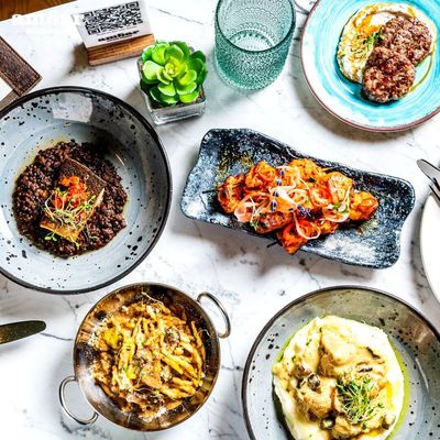 AMBAR - Updated May 2025 - 103 Photos & 23 Reviews - 700 N Clark St ...