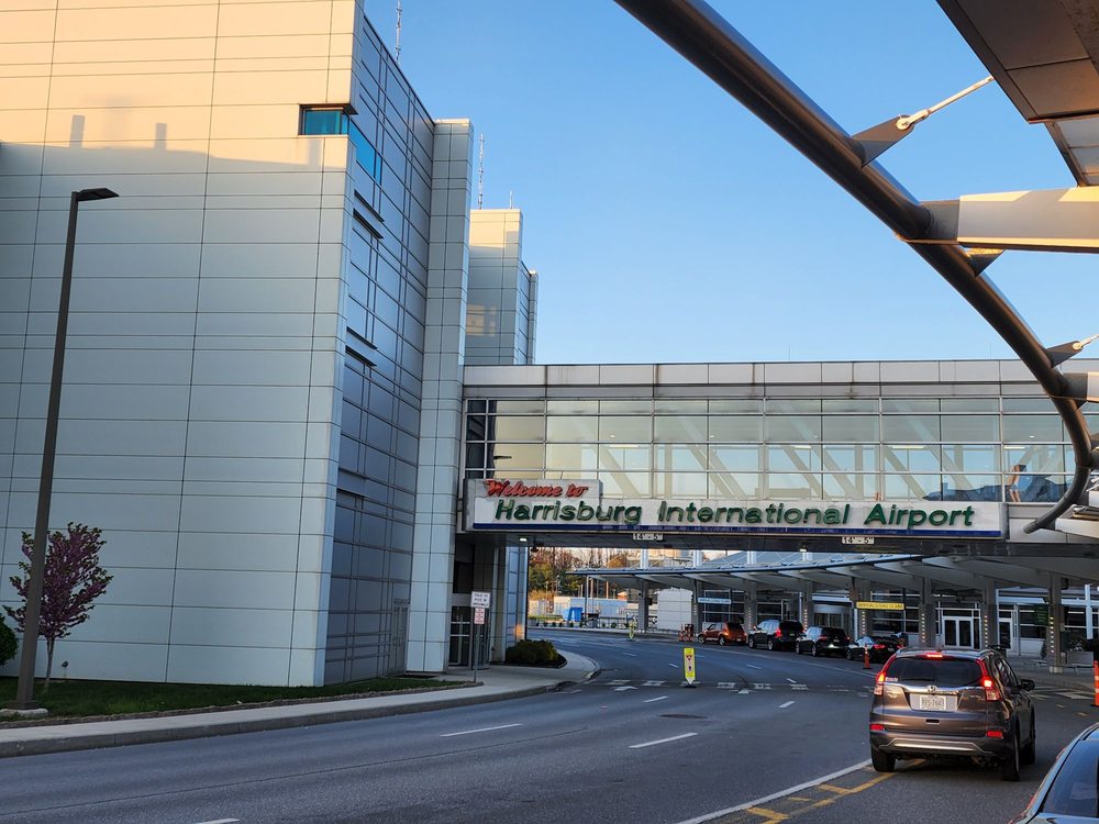 HARRISBURG INTERNATIONAL AIRPORT - MDT - 181 Photos & 169 Reviews - 1 ...