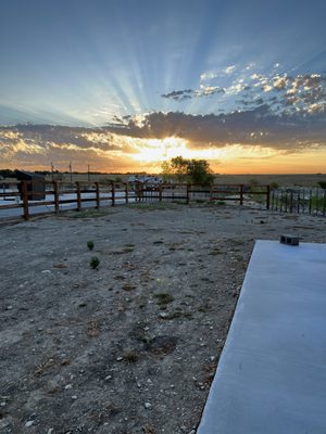 YELLOW ROSE RV RESORT - Updated April 2025 - 76 Photos & 22 Reviews ...