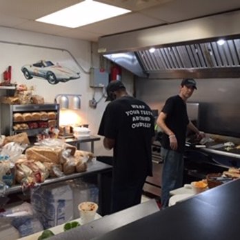 SHOWTIME DELI - Updated November 2025 - 49 Photos & 78 Reviews - 21719 ...