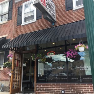 THE WASH FACTORY - 10 Photos & 11 Reviews - Laundry Services - 1334 W ...