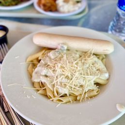 PLAZA INN - Updated January 2026 - 3168 Photos & 1532 Reviews - 1313 ...